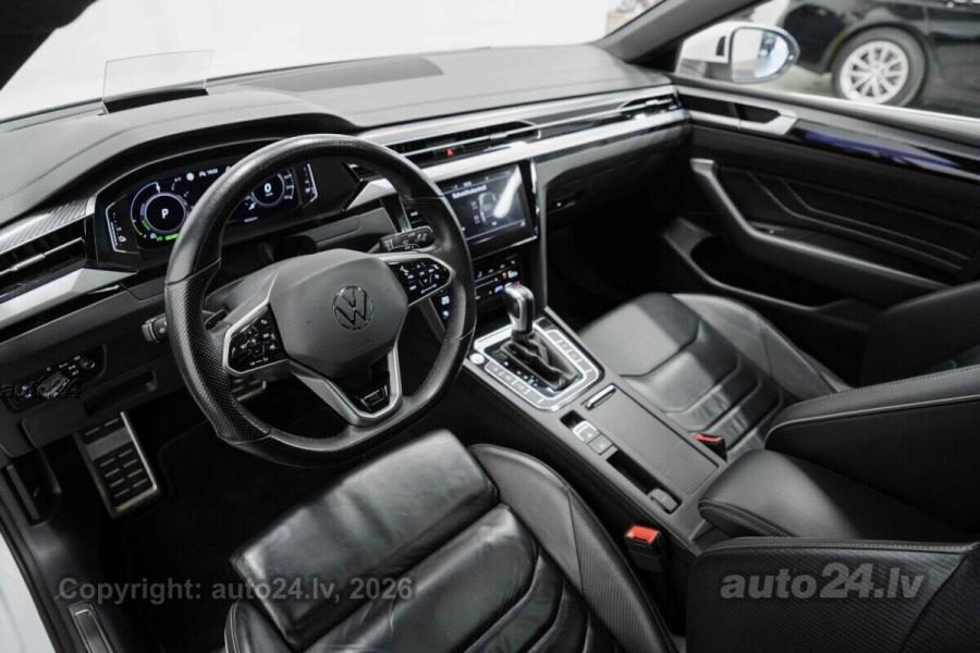 Balts Volkswagen Arteon 2022 Tallina, ar dzinēja tilpumu 1.40 L un nobraukumu 98 tūkst. km par 29900 €, foto 9 vietnē AUTOMOTO.COM.LV