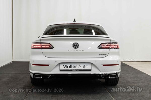 White Volkswagen Arteon 2022 in Tallinn, with an engine capacity of 1.40 L and mileage of 145 thousand km for 25900 €, photo 6 on AUTOMOTO.COM.LV