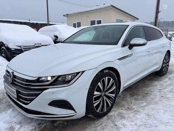 White Volkswagen Arteon 2021 in Vilnius, with an engine capacity of 1.40 L and mileage of 100 thousand km for 22990 €, photo 1 on AUTOMOTO.COM.LV