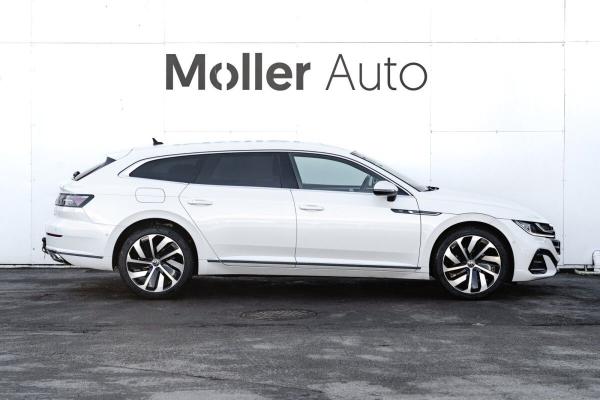 Balts Volkswagen Arteon 2021 Rīga, ar dzinēja tilpumu 1.40 L un nobraukumu 125 tūkst. km par 24500 €, foto 4 vietnē AUTOMOTO.COM.LV