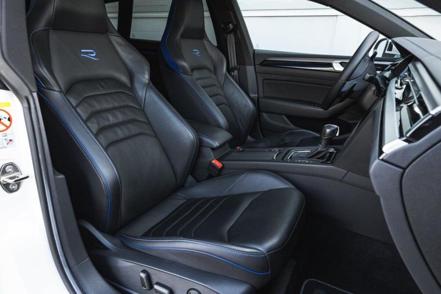 Balts Volkswagen Arteon 2021 Ventspils, ar dzinēja tilpumu 2.00 L un nobraukumu 83 tūkst. km par 34550 €, foto 17 vietnē AUTOMOTO.COM.LV