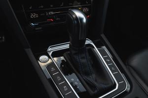 Balts Volkswagen Arteon 2021 Ventspils, ar dzinēja tilpumu 2.00 L un nobraukumu 83 tūkst. km par 34550 €, foto 28 vietnē AUTOMOTO.COM.LV