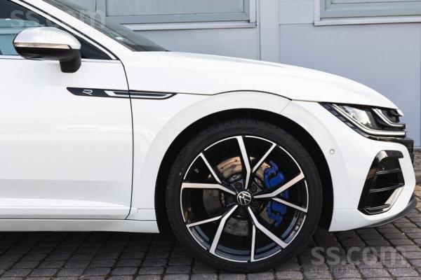 Фольксваген Артеон 2021 в Вентспилс на AUTOMOTO.COM.LV Белый Фольксваген Артеон 2021 в Вентспилс, объемом двигателя 2.00 л и пробегом 83 тыс. км за 34550 €, фото 10 на AUTOMOTO.COM.LV