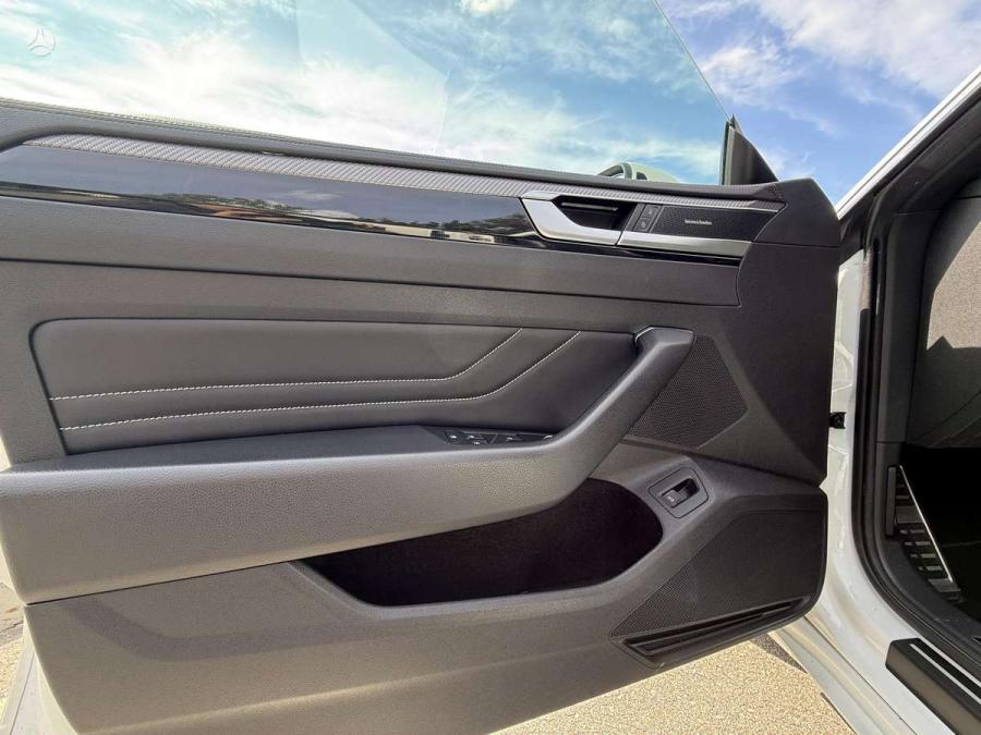 Balts Volkswagen Arteon 2021 Klaipėda, ar dzinēja tilpumu 1.97 L un nobraukumu 180 tūkst. km par 28000 €, foto 17 vietnē AUTOMOTO.COM.LV