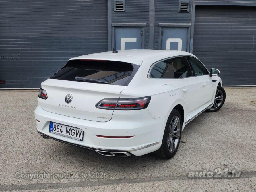White Volkswagen Arteon 2022 in Tallinn, with an engine capacity of 1.40 L and mileage of 169 thousand km for 24890 €, photo 4 on AUTOMOTO.COM.LV