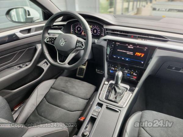 Balts Volkswagen Arteon 2022 Tallina, ar dzinēja tilpumu 1.40 L un nobraukumu 169 tūkst. km par 24890 €, foto 9 vietnē AUTOMOTO.COM.LV