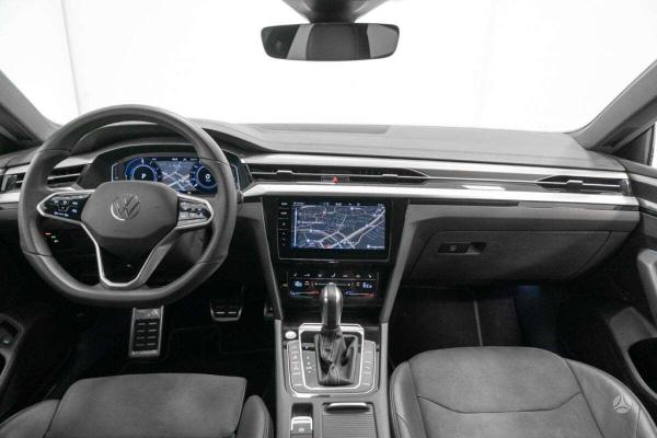 Balts Volkswagen Arteon 2022 Viļņa, ar dzinēja tilpumu 1.40 L un nobraukumu 126 tūkst. km par 24900 €, foto 9 vietnē AUTOMOTO.COM.LV