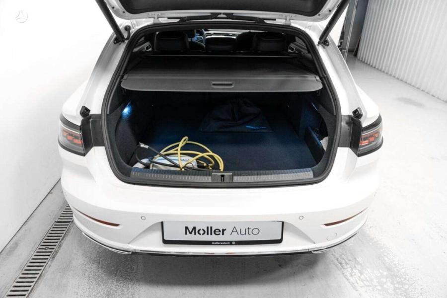 Balts Volkswagen Arteon 2022 Viļņa, ar dzinēja tilpumu 1.40 L un nobraukumu 114 tūkst. km par 22250 €, foto 23 vietnē AUTOMOTO.COM.LV