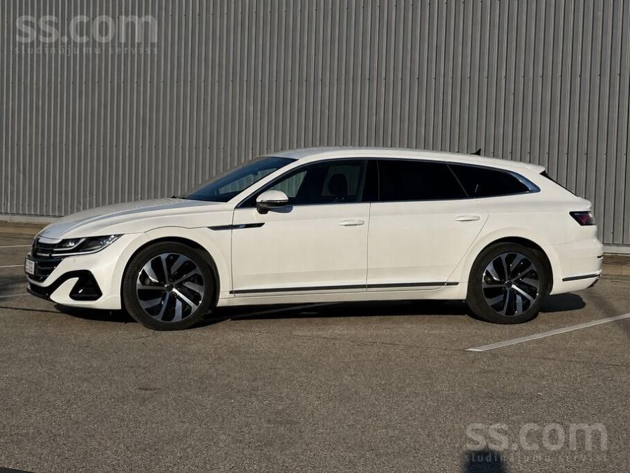 White Volkswagen Arteon 2022 in Riga, with an engine capacity of 2.00 L and mileage of 69 thousand km for 30850 €, photo 5 on AUTOMOTO.COM.LV