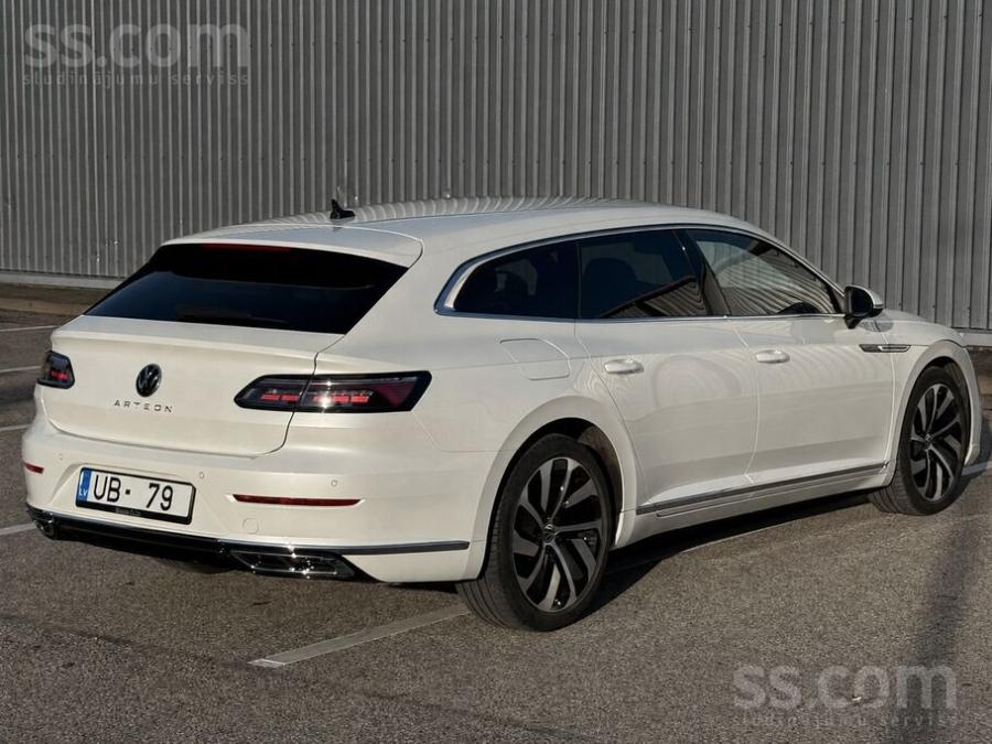 White Volkswagen Arteon 2022 in Riga, with an engine capacity of 2.00 L and mileage of 69 thousand km for 30850 €, photo 9 on AUTOMOTO.COM.LV