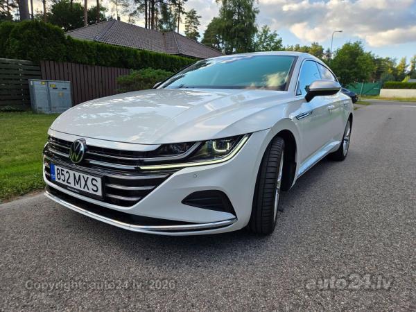 Balts Volkswagen Arteon 2022 Tallina, ar dzinēja tilpumu 2.00 L un nobraukumu 63 tūkst. km par 29900 €, foto 3 vietnē AUTOMOTO.COM.LV