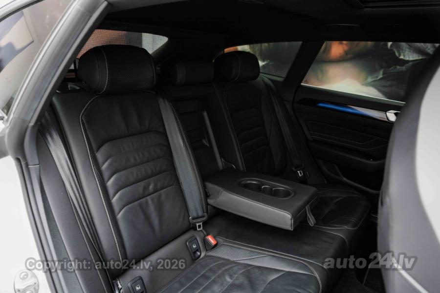 White Volkswagen Arteon 2023 in Tallinn, with an engine capacity of 2.00 L and mileage of 139 thousand km for 29900 €, photo 15 on AUTOMOTO.COM.LV