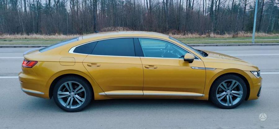 Yellow Volkswagen Arteon 2017 in Siauliai, with an engine capacity of 1.97 L and mileage of 167 thousand km for 20700 €, photo 4 on AUTOMOTO.COM.LV
