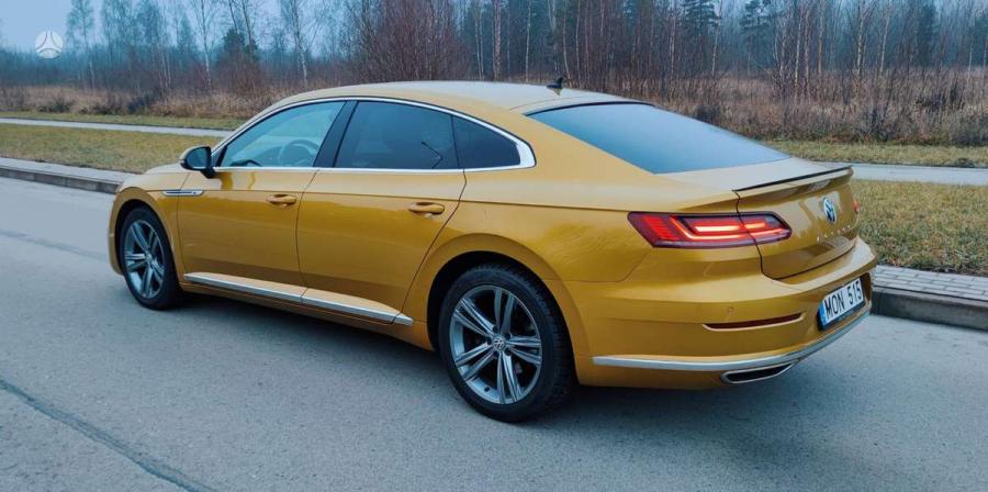 Yellow Volkswagen Arteon 2017 in Siauliai, with an engine capacity of 1.97 L and mileage of 167 thousand km for 20700 €, photo 5 on AUTOMOTO.COM.LV