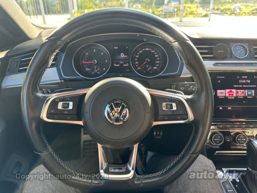Yellow Volkswagen Arteon 2017 in Tallinn, with an engine capacity of 2.00 L and mileage of 165 thousand km for 22500 €, photo 13 on AUTOMOTO.COM.LV