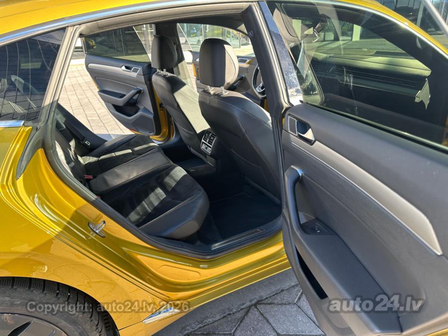 Yellow Volkswagen Arteon 2017 in Tallinn, with an engine capacity of 2.00 L and mileage of 165 thousand km for 22500 €, photo 16 on AUTOMOTO.COM.LV