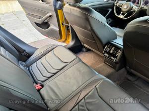 Yellow Volkswagen Arteon 2018 in Parnu, with an engine capacity of 2.00 L and mileage of 84 thousand km for 25000 €, photo 9 on AUTOMOTO.COM.LV