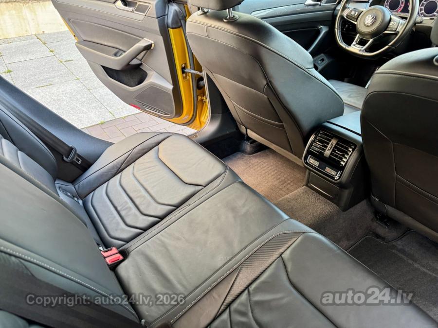 Yellow Volkswagen Arteon 2018 in Parnu, with an engine capacity of 2.00 L and mileage of 84 thousand km for 25000 €, photo 9 on AUTOMOTO.COM.LV