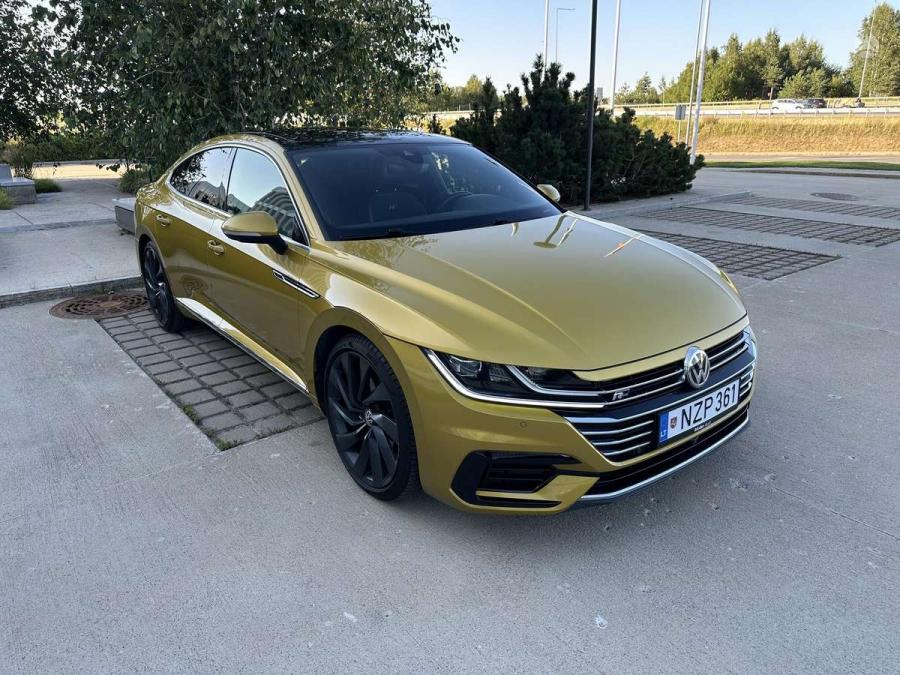 Yellow Volkswagen Arteon 2019 in Vilnius, with an engine capacity of 1.98 L and mileage of 134 thousand km for 18700 €, photo 3 on AUTOMOTO.COM.LV