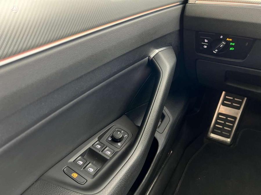 Dzeltens Volkswagen Arteon 2019 Viļņa, ar dzinēja tilpumu 1.50 L un nobraukumu 105 tūkst. km par 19500 €, foto 26 vietnē AUTOMOTO.COM.LV