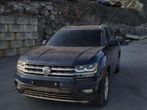 Melns Volkswagen Atlas 2018 Viļņa, ar dzinēja tilpumu 3.60 L un nobraukumu 291 tūkst. km par 14157 €, foto 3 vietnē AUTOMOTO.COM.LV