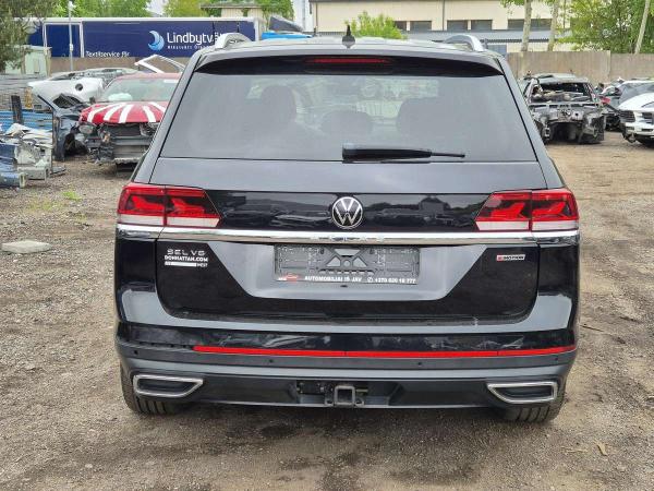 Black Volkswagen Atlas 2021 in Vilnius, with an engine capacity of 3.60 L and mileage of 108 thousand km for 10900 €, photo 2 on AUTOMOTO.COM.LV