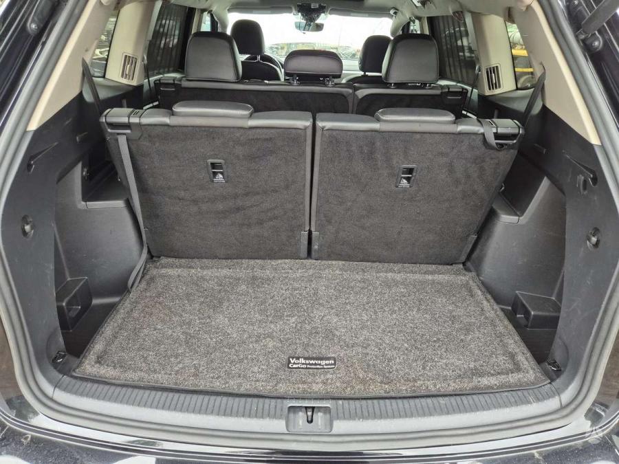 Black Volkswagen Atlas 2021 in Vilnius, with an engine capacity of 3.60 L and mileage of 108 thousand km for 10900 €, photo 15 on AUTOMOTO.COM.LV