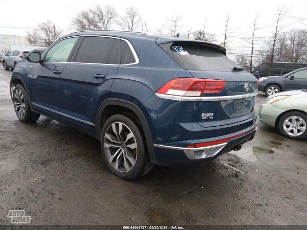 Blue Volkswagen Atlas Cross Sport 2022 in Klaipeda, with an engine capacity of 3.60 L and mileage of 58 thousand km for 19000 €, photo 2 on AUTOMOTO.COM.LV