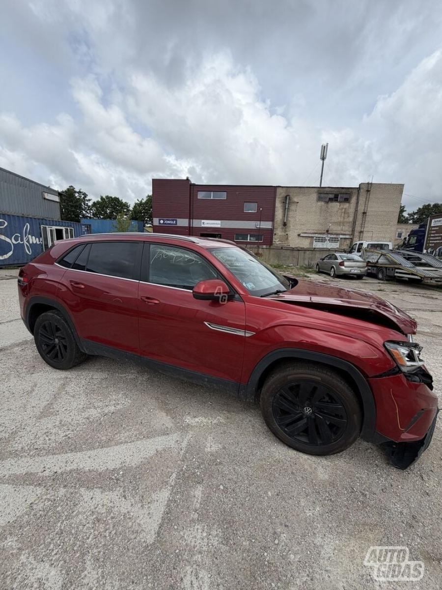Volkswagen Atlas Cross Sport 2022 Klaipėda, ar dzinēja tilpumu 3.60 L un nobraukumu 145 tūkst. km par 14000 €, foto 5 vietnē AUTOMOTO.COM.LV