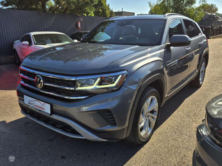 Pelēks Volkswagen Atlas Cross Sport 2020 Viļņa, ar dzinēja tilpumu 3.60 L un nobraukumu 121 tūkst. km par 18500 €, foto 4 vietnē AUTOMOTO.COM.LV