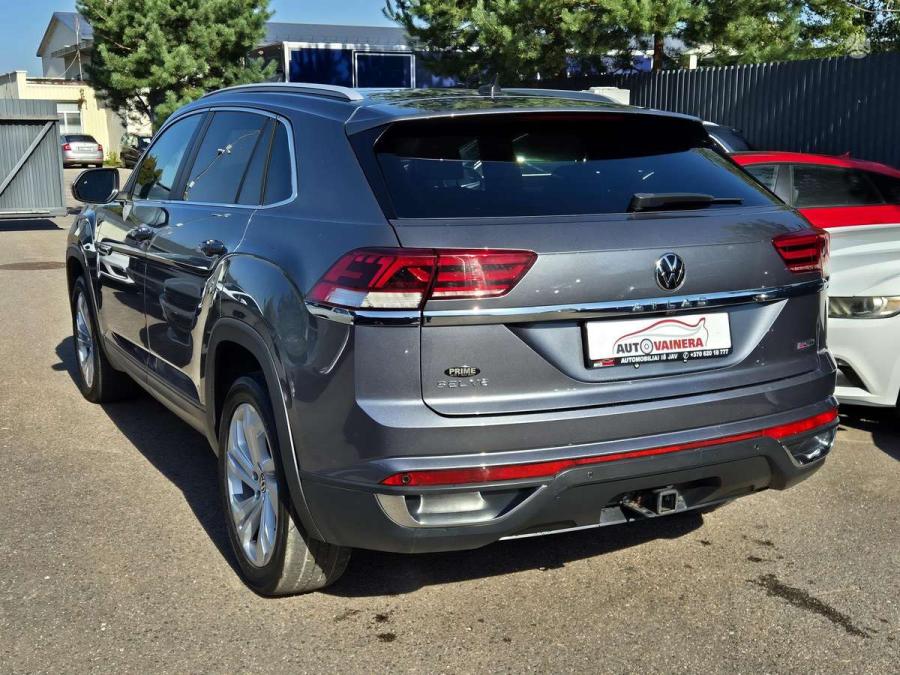 Pelēks Volkswagen Atlas Cross Sport 2020 Viļņa, ar dzinēja tilpumu 3.60 L un nobraukumu 121 tūkst. km par 18500 €, foto 5 vietnē AUTOMOTO.COM.LV