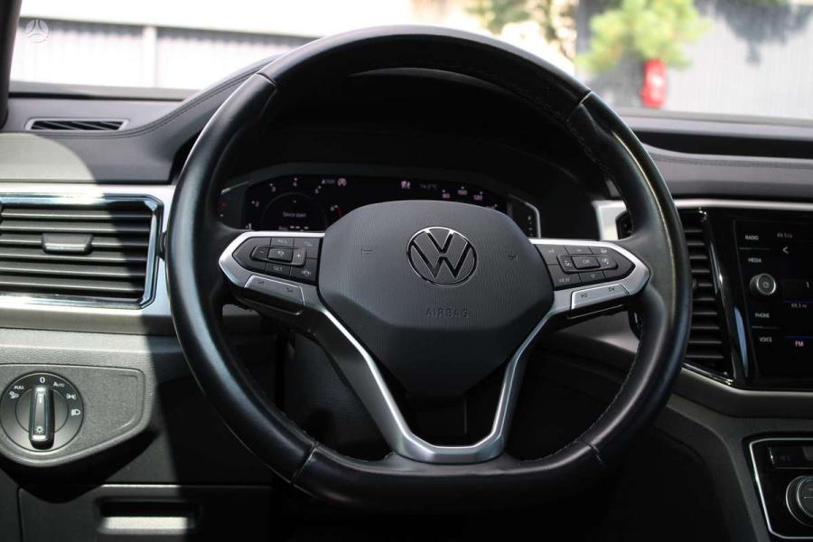 Pelēks Volkswagen Atlas Cross Sport 2020 Viļņa, ar dzinēja tilpumu 3.60 L un nobraukumu 121 tūkst. km par 18500 €, foto 16 vietnē AUTOMOTO.COM.LV