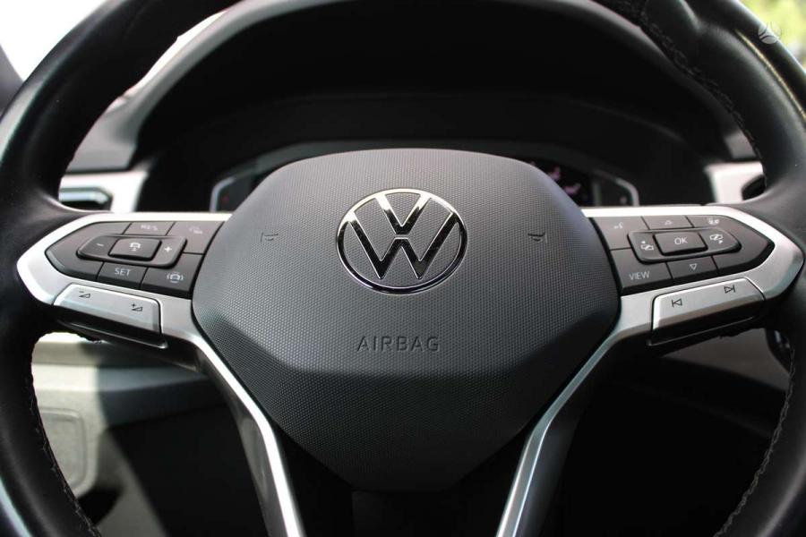Pelēks Volkswagen Atlas Cross Sport 2020 Viļņa, ar dzinēja tilpumu 3.60 L un nobraukumu 121 tūkst. km par 18500 €, foto 17 vietnē AUTOMOTO.COM.LV