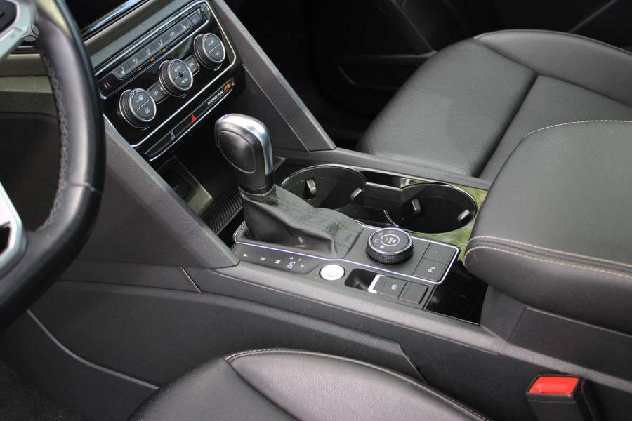 Pelēks Volkswagen Atlas Cross Sport 2020 Viļņa, ar dzinēja tilpumu 3.60 L un nobraukumu 121 tūkst. km par 18500 €, foto 22 vietnē AUTOMOTO.COM.LV