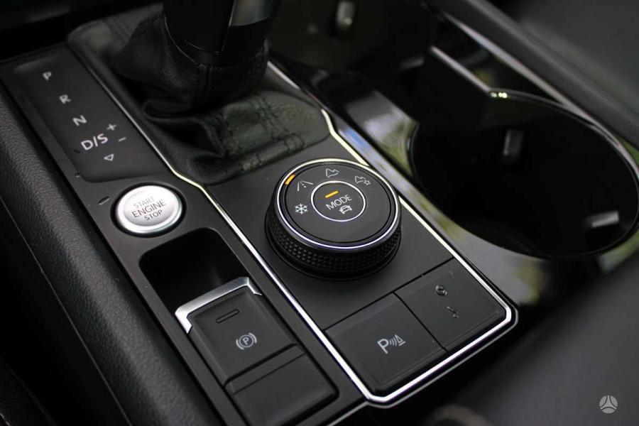 Pelēks Volkswagen Atlas Cross Sport 2020 Viļņa, ar dzinēja tilpumu 3.60 L un nobraukumu 121 tūkst. km par 18500 €, foto 23 vietnē AUTOMOTO.COM.LV