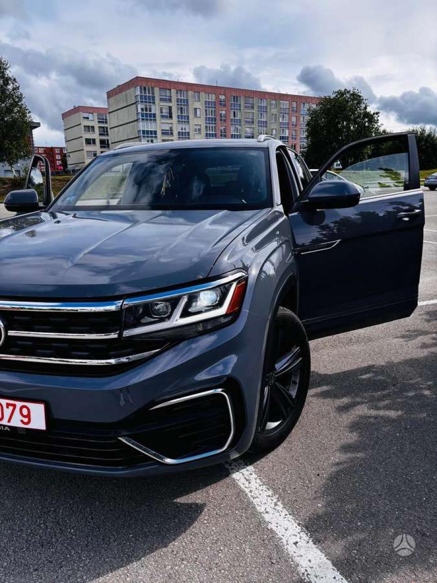 Серый Фольксваген Atlas Cross Sport 2021 в Шяуляй, объемом двигателя 3.60 л и пробегом 206 тыс. км за 19300 €, фото 3 на AUTOMOTO.COM.LV