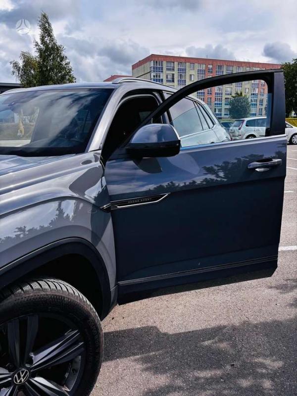 Pelēks Volkswagen Atlas Cross Sport 2021 Šauļi, ar dzinēja tilpumu 3.60 L un nobraukumu 206 tūkst. km par 19300 €, foto 4 vietnē AUTOMOTO.COM.LV