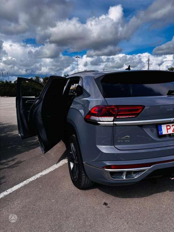 Pelēks Volkswagen Atlas Cross Sport 2021 Šauļi, ar dzinēja tilpumu 3.60 L un nobraukumu 206 tūkst. km par 19300 €, foto 6 vietnē AUTOMOTO.COM.LV