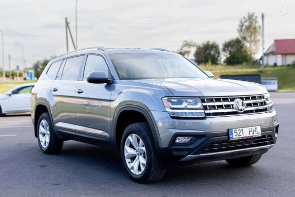 Pelēks Volkswagen Atlas 2018 Viļņa, ar dzinēja tilpumu 3.60 L un nobraukumu 130 tūkst. km par 15500 €, foto 2 vietnē AUTOMOTO.COM.LV