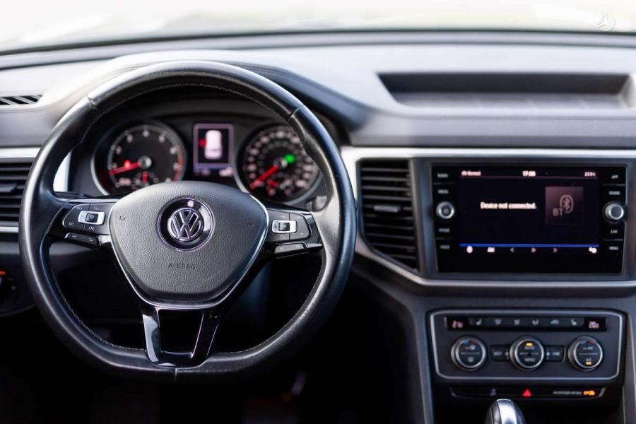 Pelēks Volkswagen Atlas 2018 Viļņa, ar dzinēja tilpumu 3.60 L un nobraukumu 130 tūkst. km par 15500 €, foto 19 vietnē AUTOMOTO.COM.LV