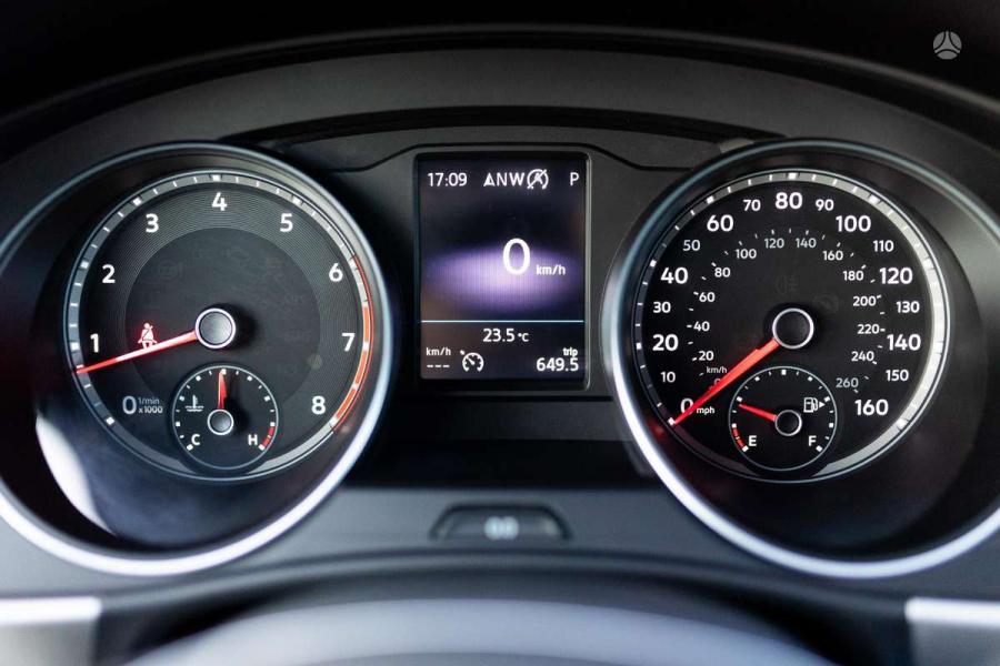 Pelēks Volkswagen Atlas 2018 Viļņa, ar dzinēja tilpumu 3.60 L un nobraukumu 130 tūkst. km par 15500 €, foto 22 vietnē AUTOMOTO.COM.LV