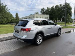 Grey Volkswagen Atlas 2019 in Ukmerge, with an engine capacity of 3.60 L and mileage of 300 thousand km for 8500 €, photo 10 on AUTOMOTO.COM.LV