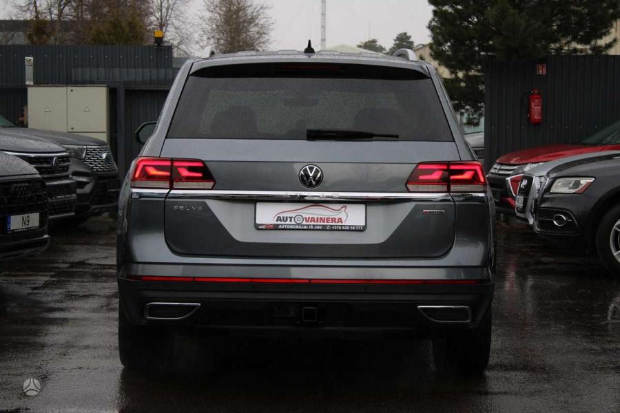 Pelēks Volkswagen Atlas 2021 Viļņa, ar dzinēja tilpumu 3.60 L un nobraukumu 152 tūkst. km par 20900 €, foto 6 vietnē AUTOMOTO.COM.LV