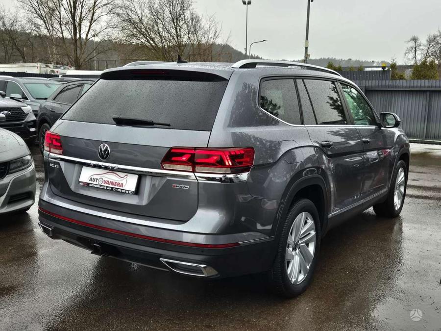 Pelēks Volkswagen Atlas 2021 Viļņa, ar dzinēja tilpumu 3.60 L un nobraukumu 152 tūkst. km par 20900 €, foto 7 vietnē AUTOMOTO.COM.LV