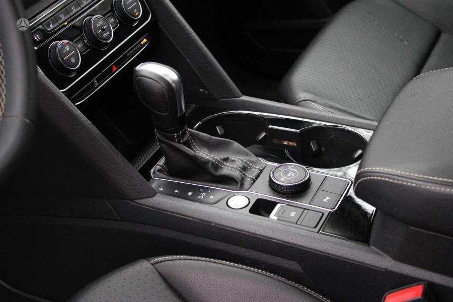 Pelēks Volkswagen Atlas 2021 Viļņa, ar dzinēja tilpumu 3.60 L un nobraukumu 152 tūkst. km par 20900 €, foto 23 vietnē AUTOMOTO.COM.LV