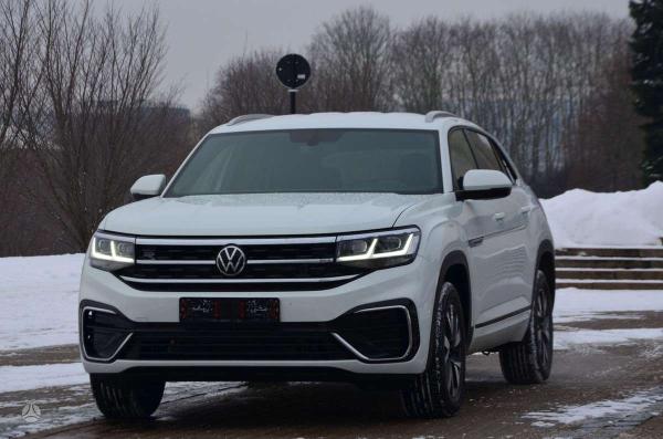 White Volkswagen Atlas 2020 in Vilnius, with an engine capacity of 1.98 L and mileage of 16 thousand km for 29999 €, photo 1 on AUTOMOTO.COM.LV