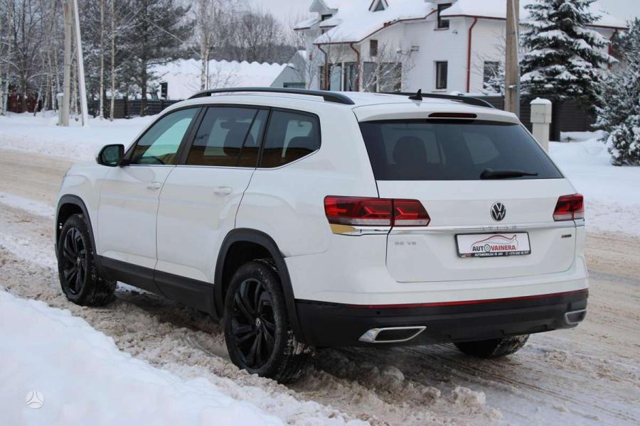 White Volkswagen Atlas 2021 in Vilnius, with an engine capacity of 3.60 L and mileage of 132 thousand km for 20300 €, photo 5 on AUTOMOTO.COM.LV