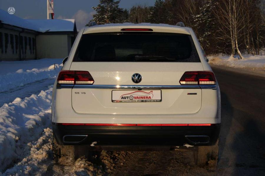 Balts Volkswagen Atlas 2021 Viļņa, ar dzinēja tilpumu 3.60 L un nobraukumu 117 tūkst. km par 21600 €, foto 6 vietnē AUTOMOTO.COM.LV