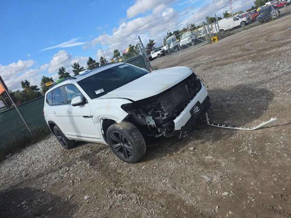 Balts Volkswagen Atlas 2021 Ukmergė, ar dzinēja tilpumu 3.60 L un nobraukumu 135 tūkst. km par 15990 €, foto 3 vietnē AUTOMOTO.COM.LV