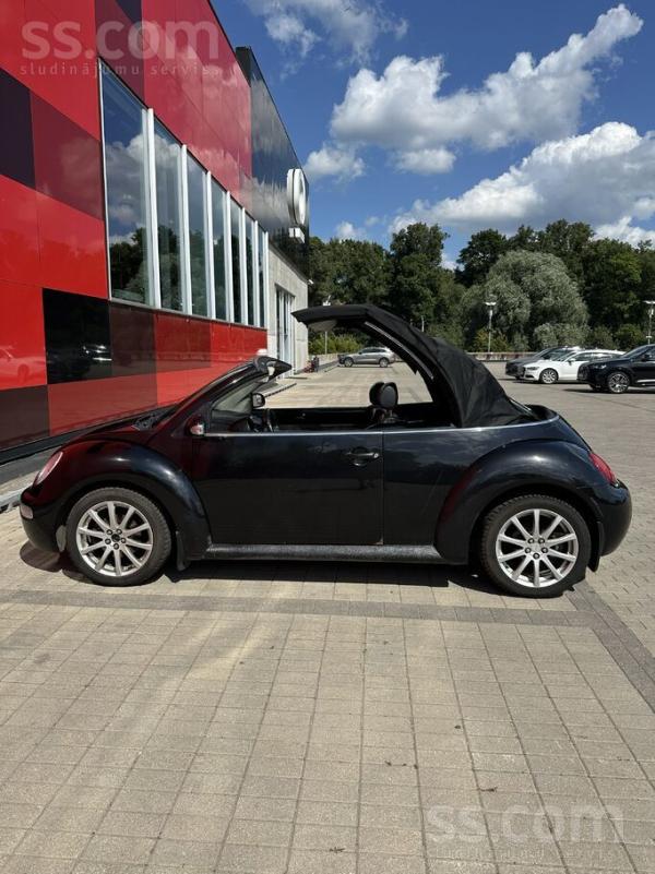 Black Volkswagen Beetle 2003 in Riga, with an engine capacity of 2.00 L and mileage of 205 thousand km for 2100 €, photo 6 on AUTOMOTO.COM.LV
